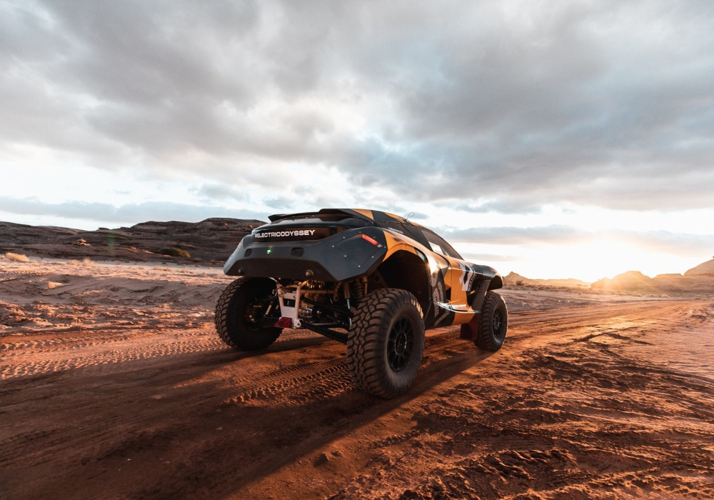 Extreme E makes grand debut in AlUla, Saudi Arabia